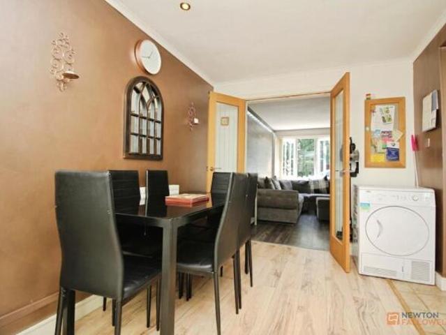 3 bedroom semi detached house for sale in Heathley Close, Leicester Forest East, LE3