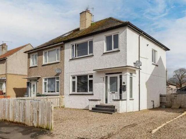 3 Bedroom Semi detached House For Sale In Helensburgh, Dunbartonshire