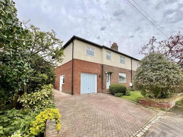 3 Bedroom Semi detached House For Sale In Helsby