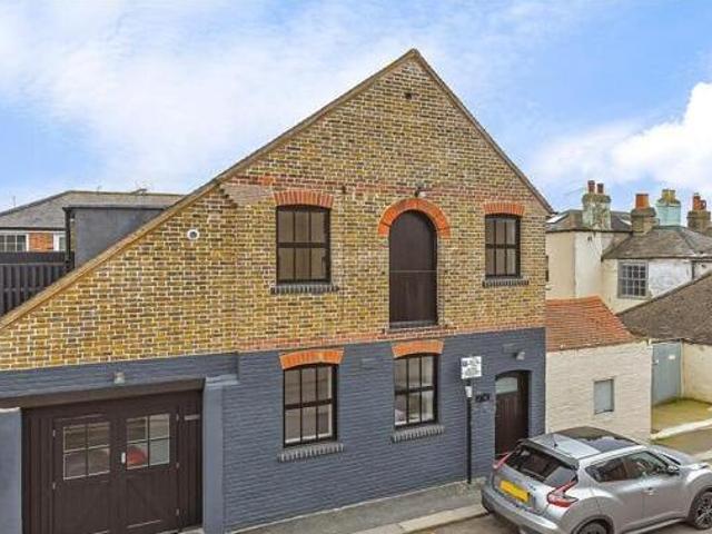 3 Bedroom Semi detached House For Sale In Herne Bay
