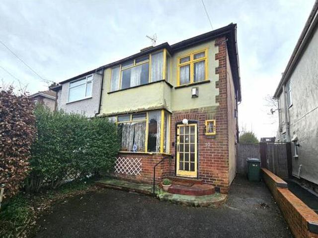 3 Bedroom Semi detached House For Sale In Heswall, Wirral