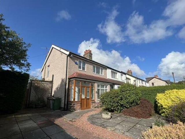 3 Bedroom Semi detached House For Sale In Heswall
