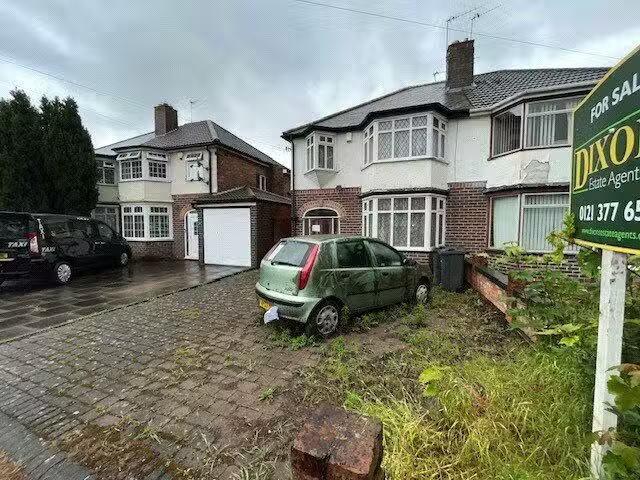 3 bedroom semi detached house for sale in Hesketh Crescent, B.