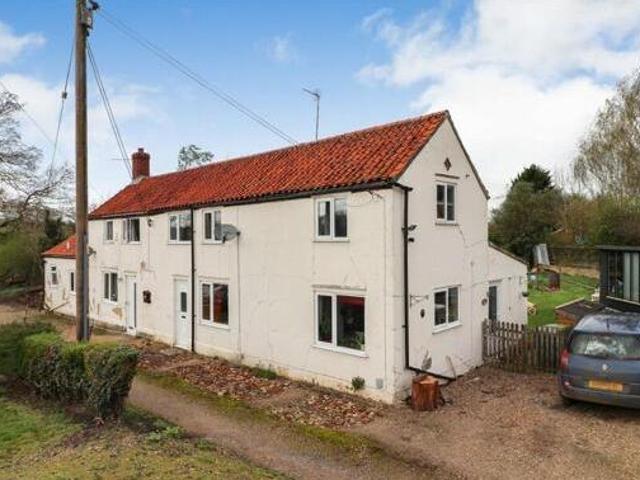 3 Bedroom Semi detached House For Sale In Hevingham