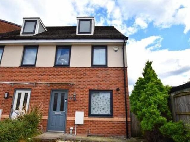 3 Bedroom Semi detached House For Sale In Heywood, Greater Manchester