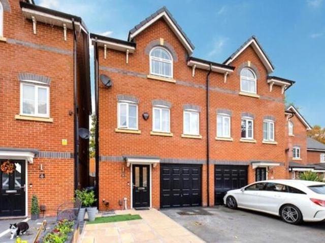 3 Bedroom Semi detached House For Sale In Heywood, Greater Manchester