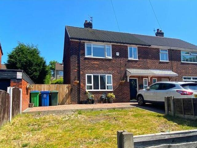 3 Bedroom Semi detached House For Sale In Heywood, Greater Manchester
