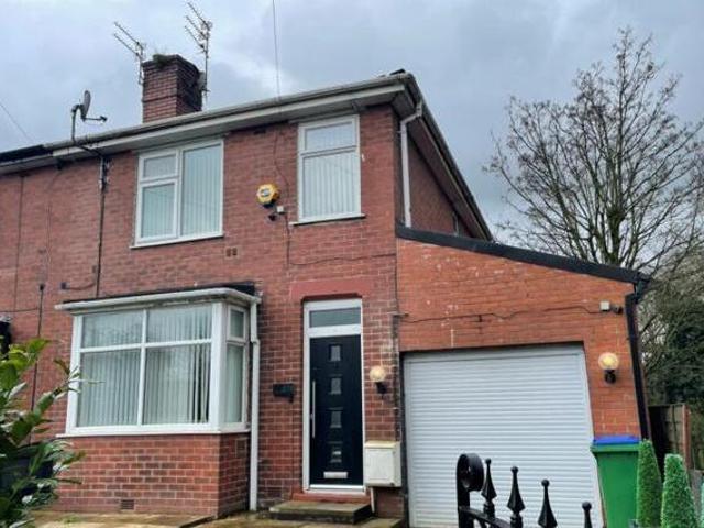 3 Bedroom Semi detached House For Sale In Heywood, Lancashire