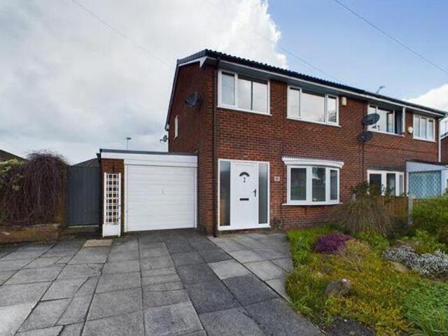 3 Bedroom Semi detached House For Sale In Heywood