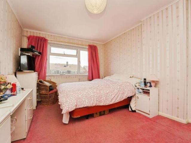 3 bedroom semi detached house for sale in Hinton Road, Gloucester, Gloucestershire, GL1