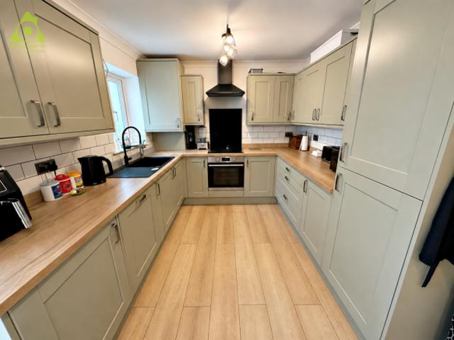 3 bedroom semi detached house for sale in Hindley Road, Westhoughton, BL5 2HN, BL5