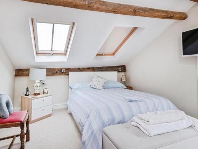 3 bedroom semi detached house for sale in High Street, Newport Pagnell, MK16