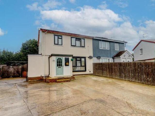 3 Bedroom Semi detached House For Sale In High Wycombe