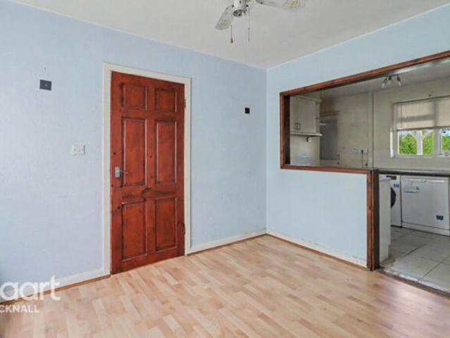 3 bedroom semi detached house for sale in Highbury Road, Nottingham, NG6