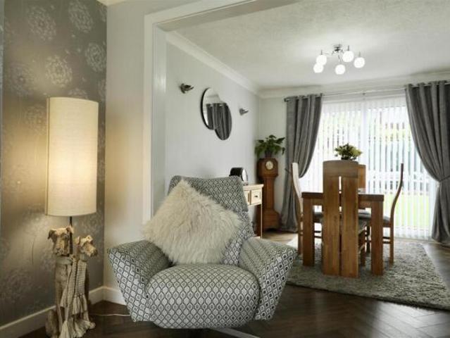 3 bedroom semi detached house for sale in Highfield Close, Sutton On Hull, HU7