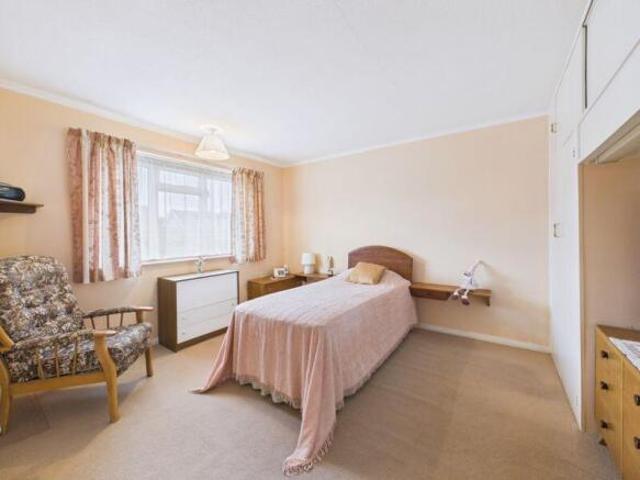 3 bedroom semi detached house for sale in Highfield Close, Pembury, TN2