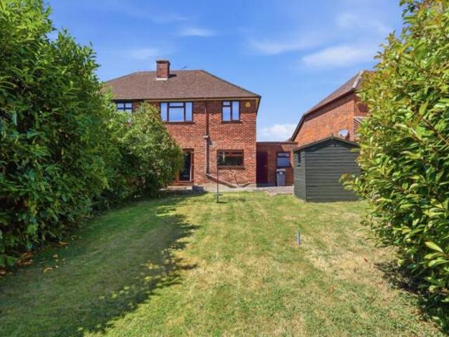 3 bedroom semi detached house for sale in Highfield Road, Chelmsford, CM1