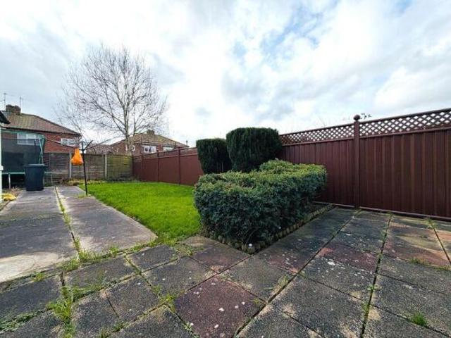 3 bedroom semi detached house for sale in Highthorn Road, Huntington, York YO31 9HE, YO31