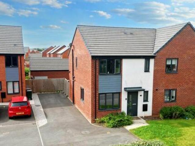 3 Bedroom Semi detached House For Sale In Hilton