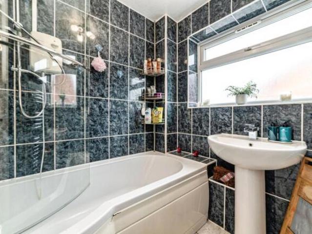 3 bedroom semi detached house for sale in Hildens Drive, Reading, RG31