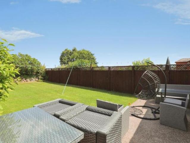 3 bedroom semi detached house for sale in Hill Top Avenue, Harrogate, North Yorkshire, HG1