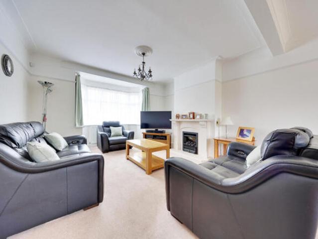 3 bedroom semi detached house for sale in Hillcrest Road, Orpington, BR6