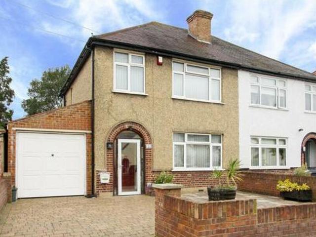 3 Bedroom Semi detached House For Sale In Hillingdon