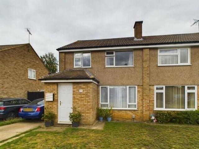 3 Bedroom Semi detached House For Sale In Hitchin