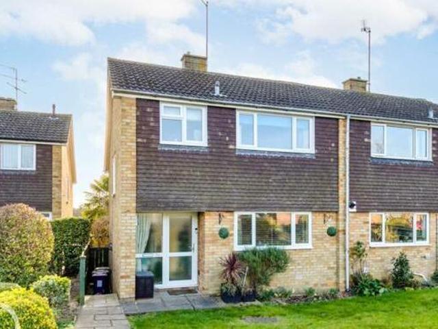 3 Bedroom Semi detached House For Sale In Hitchin