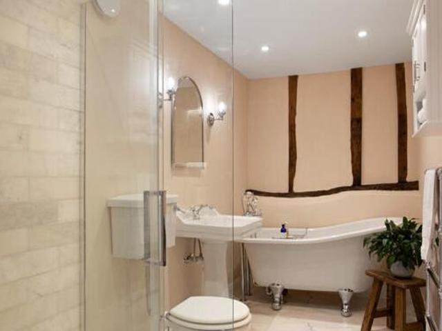 3 Bedroom Semi detached House For Sale In Hitchin