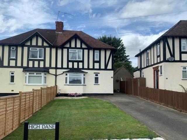 3 Bedroom Semi detached House For Sale In Hitchin