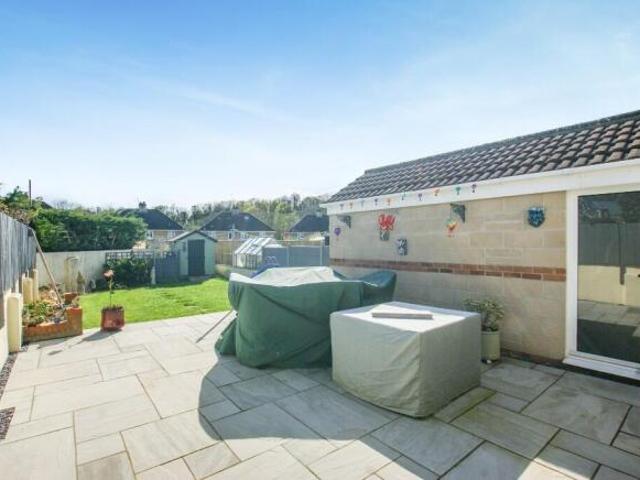 3 bedroom semi detached house for sale in Homelea Park East, Newbridge, Bath, BA1