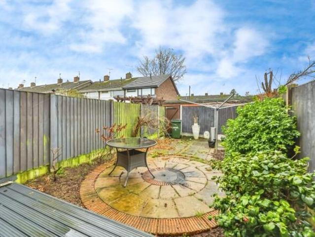3 bedroom semi detached house for sale in Honeywood Drive, Nottingham, NG3