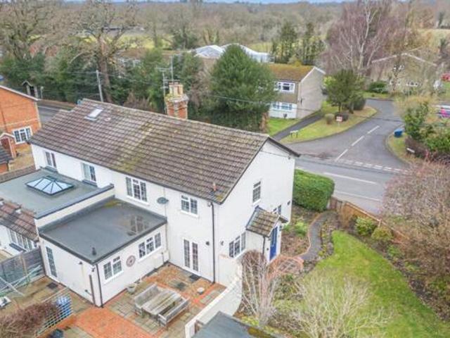 3 Bedroom Semi detached House For Sale In Hook