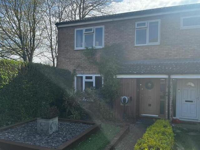 3 Bedroom Semi detached House For Sale In Hook
