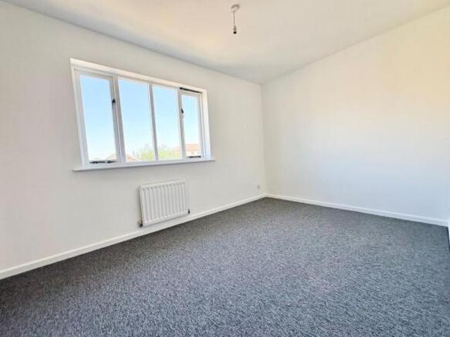 3 bedroom semi detached house for sale in Hoathly Mews, Kents Hill, MK7