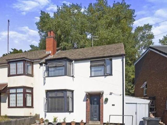 3 Bedroom Semi detached House For Sale In Hockley