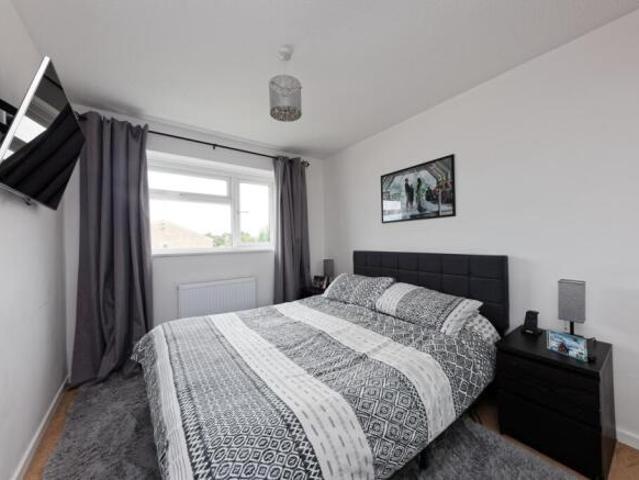 3 bedroom semi detached house for sale in Holbourn Close, Herne Bay, Kent, CT6