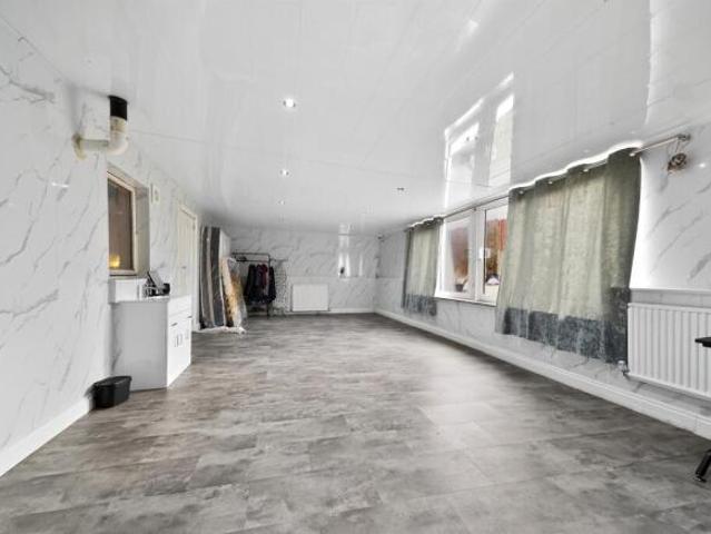 3 bedroom semi detached house for sale in Holmbyre Road, Glasgow, G45