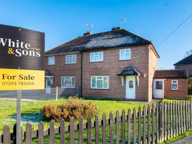 3 Bedroom Semi detached House For Sale In Horley, Surrey