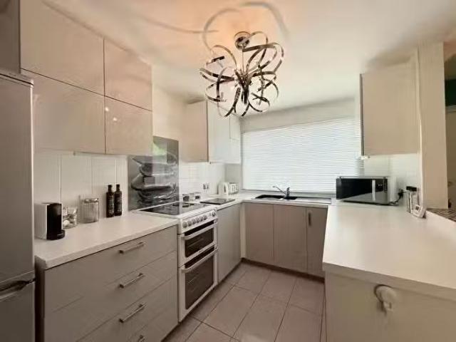 3 Bedroom Semi Detached House For Sale In Hornbrook Grove, Sol.