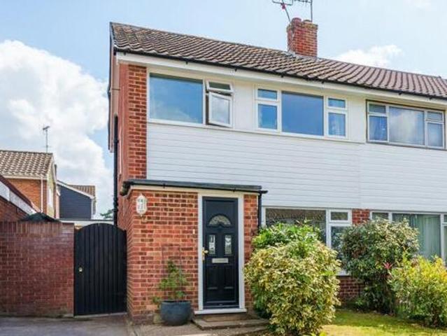 3 Bedroom Semi detached House For Sale In Horsham