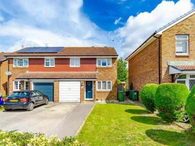 3 Bedroom Semi detached House For Sale In Horsham