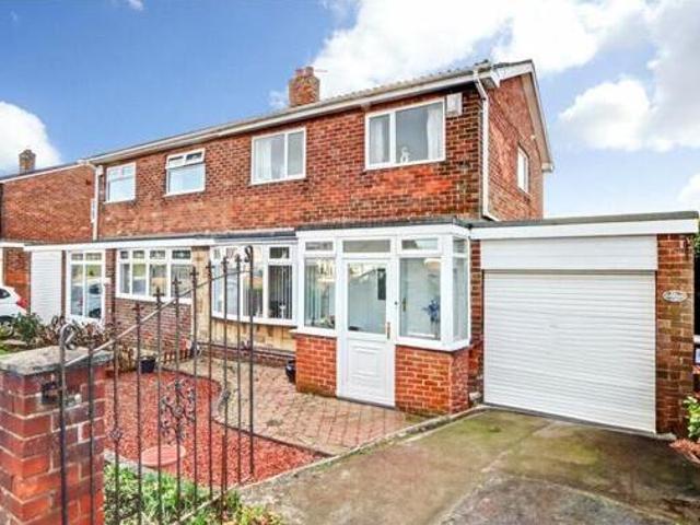 3 Bedroom Semi detached House For Sale In Houghton Le Spring, Tyne And Wear