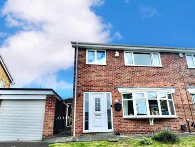 3 Bedroom Semi detached House For Sale In Houghton Le Spring, Tyne And Wear