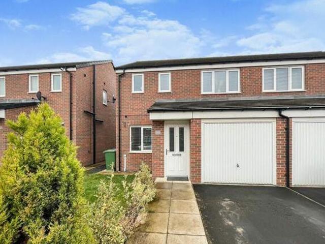 3 Bedroom Semi detached House For Sale In Houghton Le Spring, Tyne And Wear