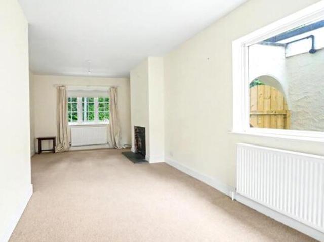 3 bedroom semi detached house for sale in Hound Road, Netley Abbey, SO31