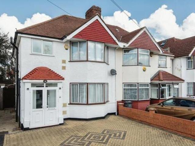 3 Bedroom Semi detached House For Sale In Hounslow