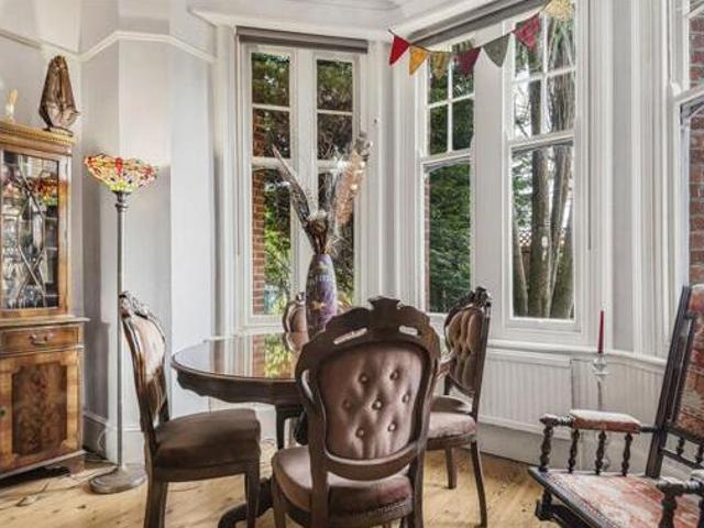 3 Bedroom Semi detached House For Sale In Hove, East Sussex