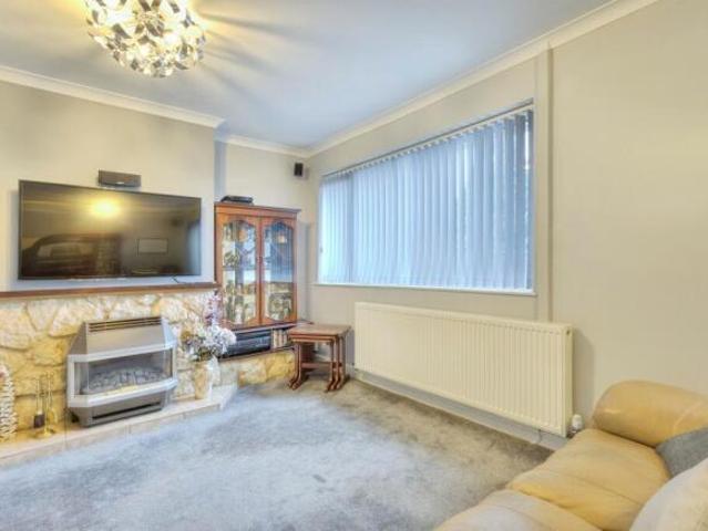 3 bedroom semi detached house for sale in Hoylake Drive, Northampton, NN2